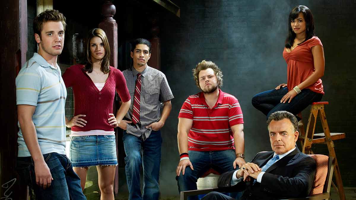 Reaper Season 2 Episode Guide & Summaries and TV Show Schedule