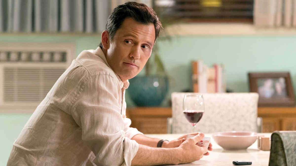Shut Eye Season 1 Episode Guide & Summaries and TV Show Schedule