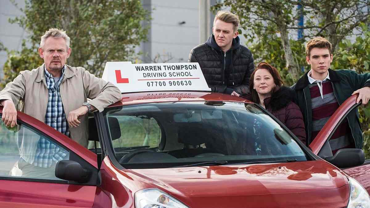 Warren Season 1 Episode Guide & Summaries and TV Show Schedule